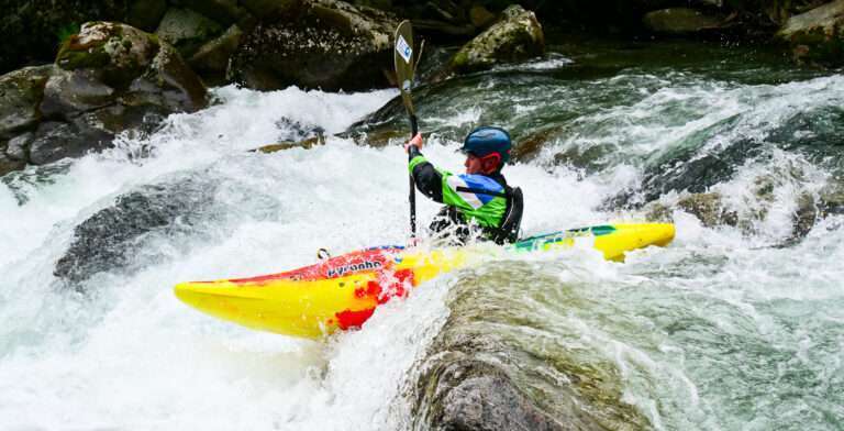 How to Make Homemade Rafts | Kayak Manual