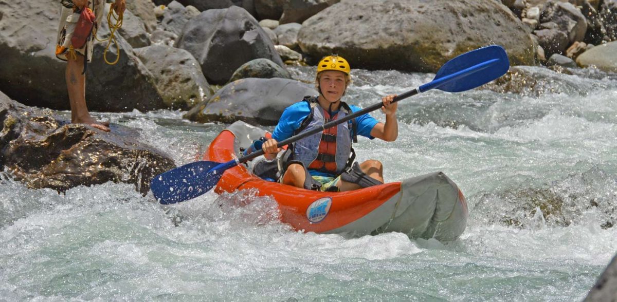 Installing the Advanced Elements Accessory Frame on an Inflatable Kayak ...